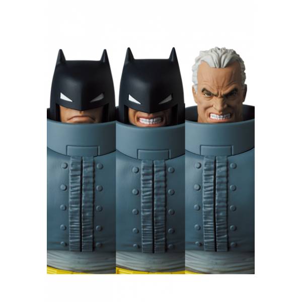 MAFEX ARMORED BATMAN (The Dark Knight Returns) | Nin-Nin-Game.com