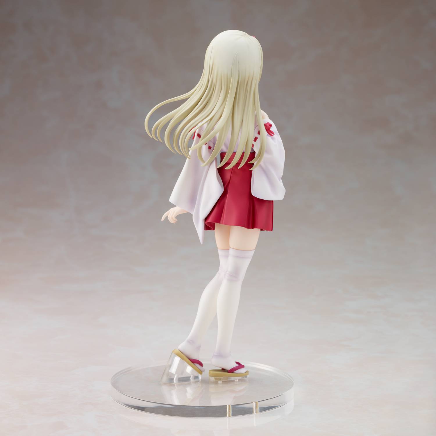 Fate/kaleid liner Prisma☆Illya: Prisma☆Phantasm - Illyasviel von ...
