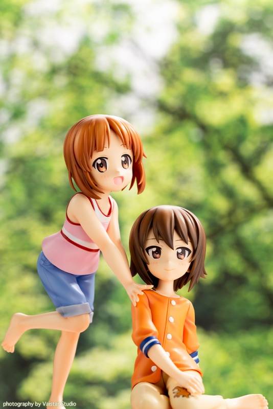 Figure Dou: Girls und Panzer - Nishizumi Maho & Nishizumi Miho 1/7 (10 ...