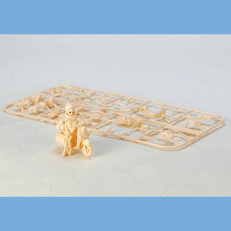 ARTPLA: Yuru Camp - Shima Rin and Bike Set - Plastic Model Kit (Reissue ...