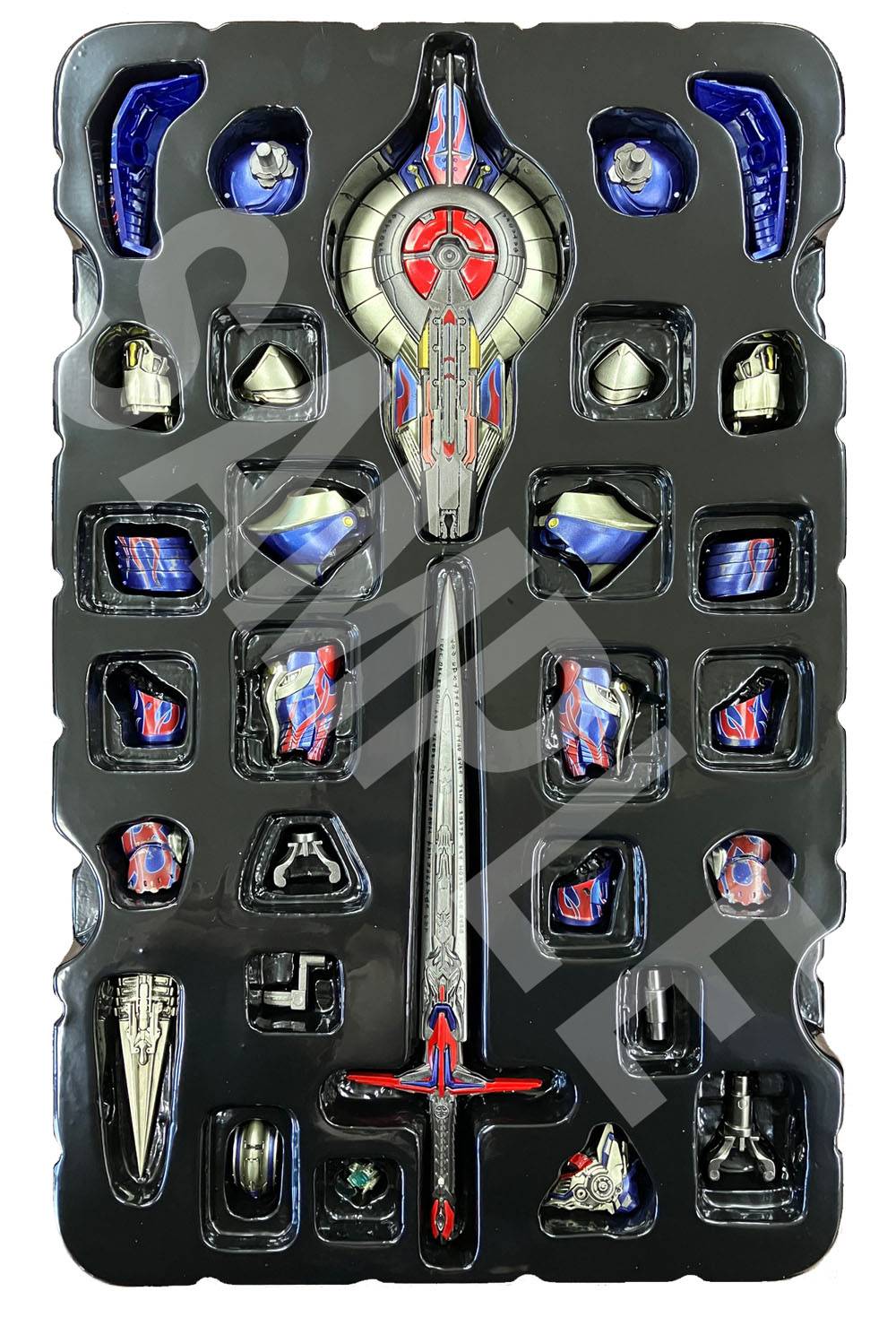 Transformers The Last Knight: Optimus Prime - AMK PRO Plastic Model ...