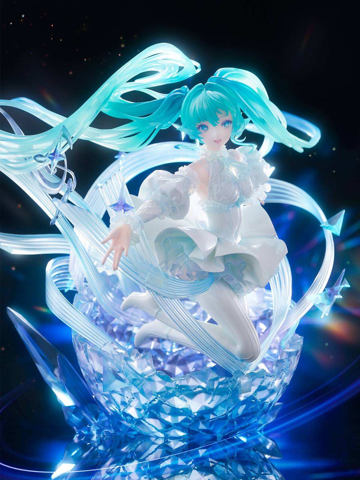 Character Vocal Series 01: Hatsune Miku (Crystal Dress Ver.) 1/7 ...