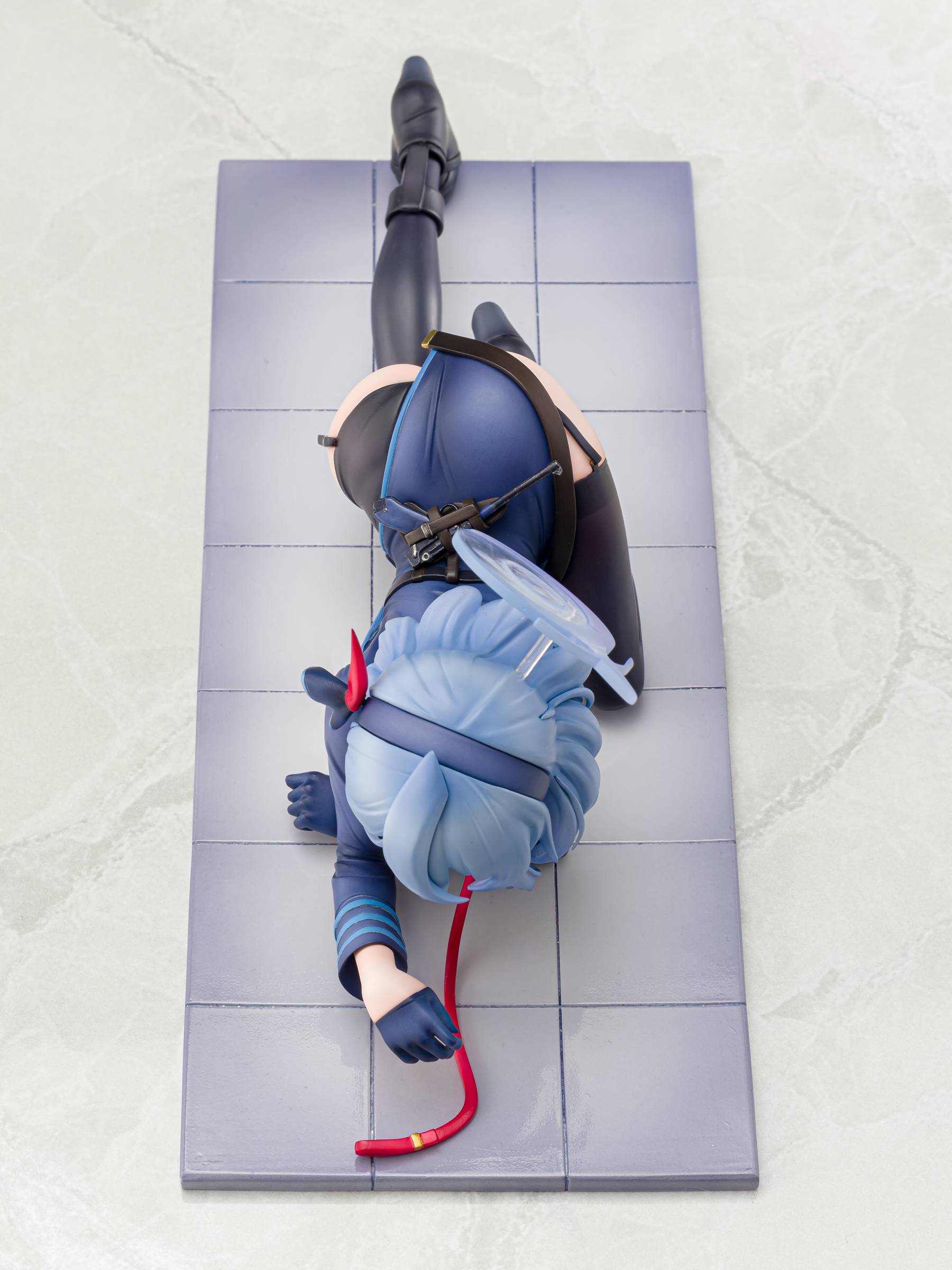 Blue Archive: Ako (Memorial Lobby Ver.) 1/7 [Oami] - Nin-Nin-Game.com
