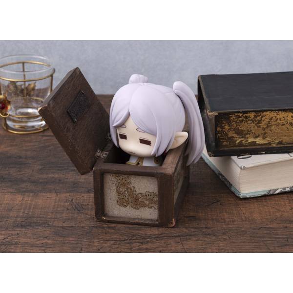 Look Up: Frieren Beyond Journey's End - Frieren (Sleepy Ver ...